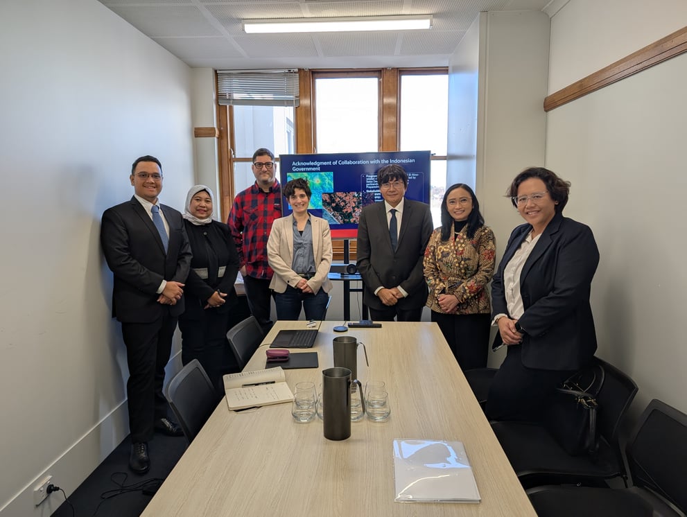Ambassador Siswo Pramono Visits Geoneon to Discuss Data-Driven Resilience