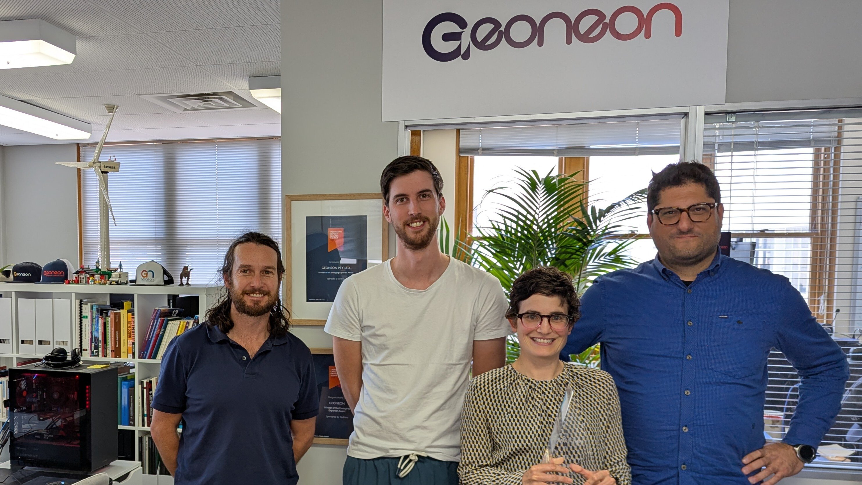 Geoneon Wins SwissCham Australia’s Newcomer of the Year Award